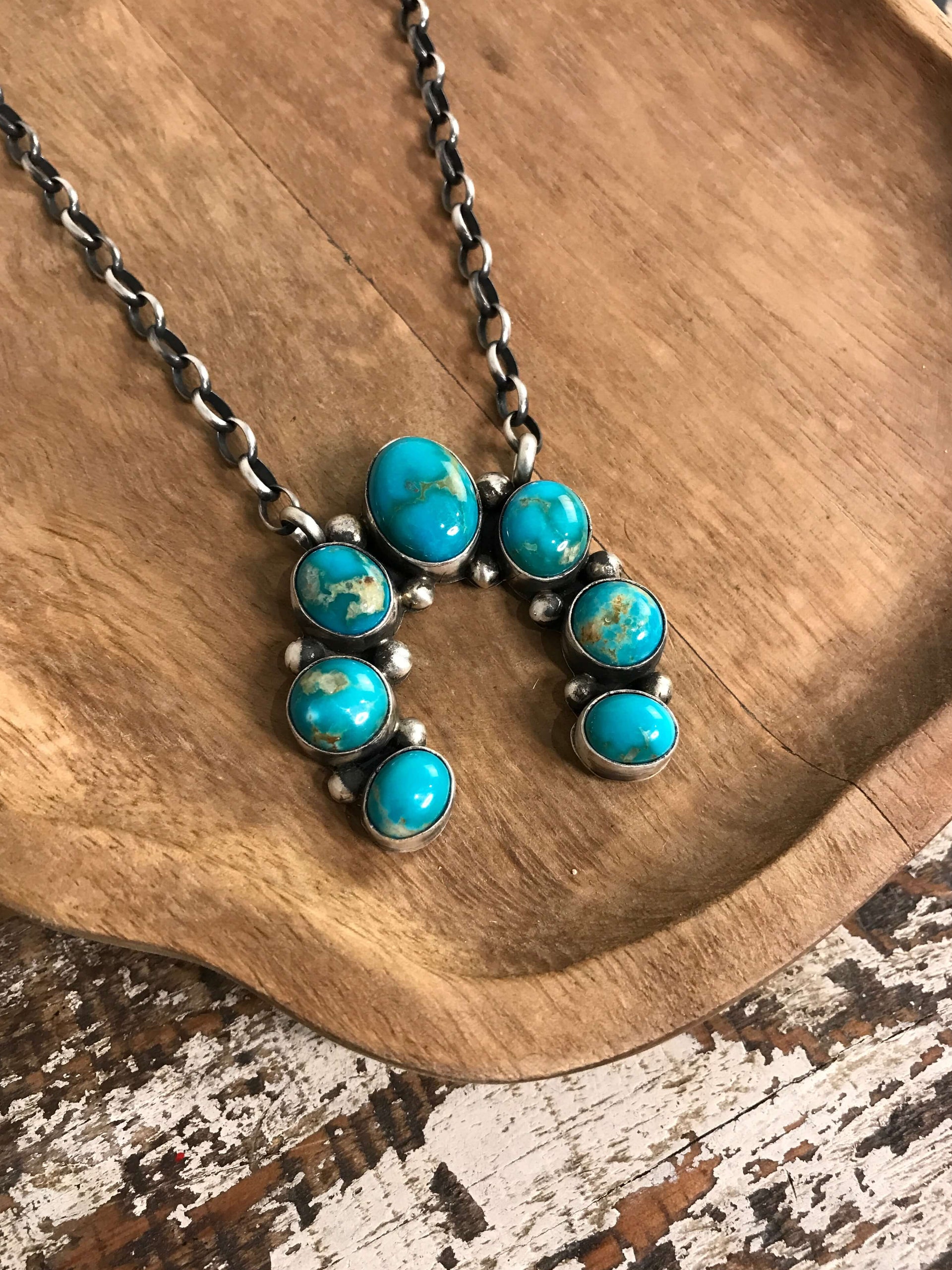 The Naja Symbol in Navajo Jewelry: Meaning & Significance – Calli Co ...