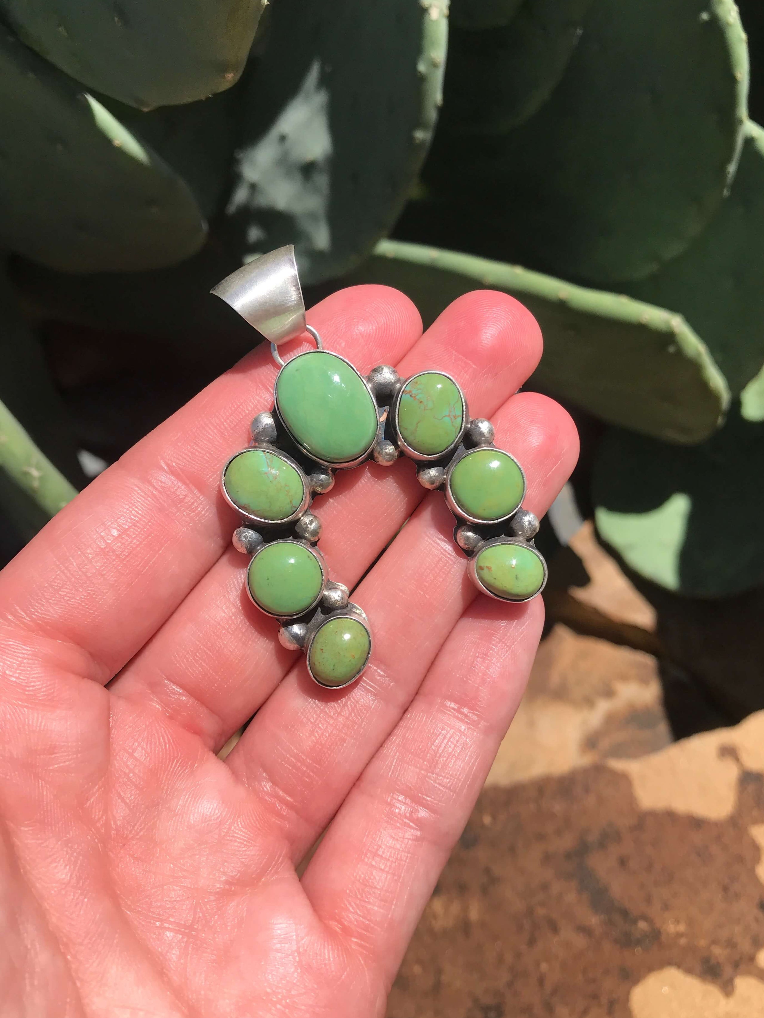 The Naja Symbol in Navajo Jewelry: Meaning & Significance – Calli Co ...