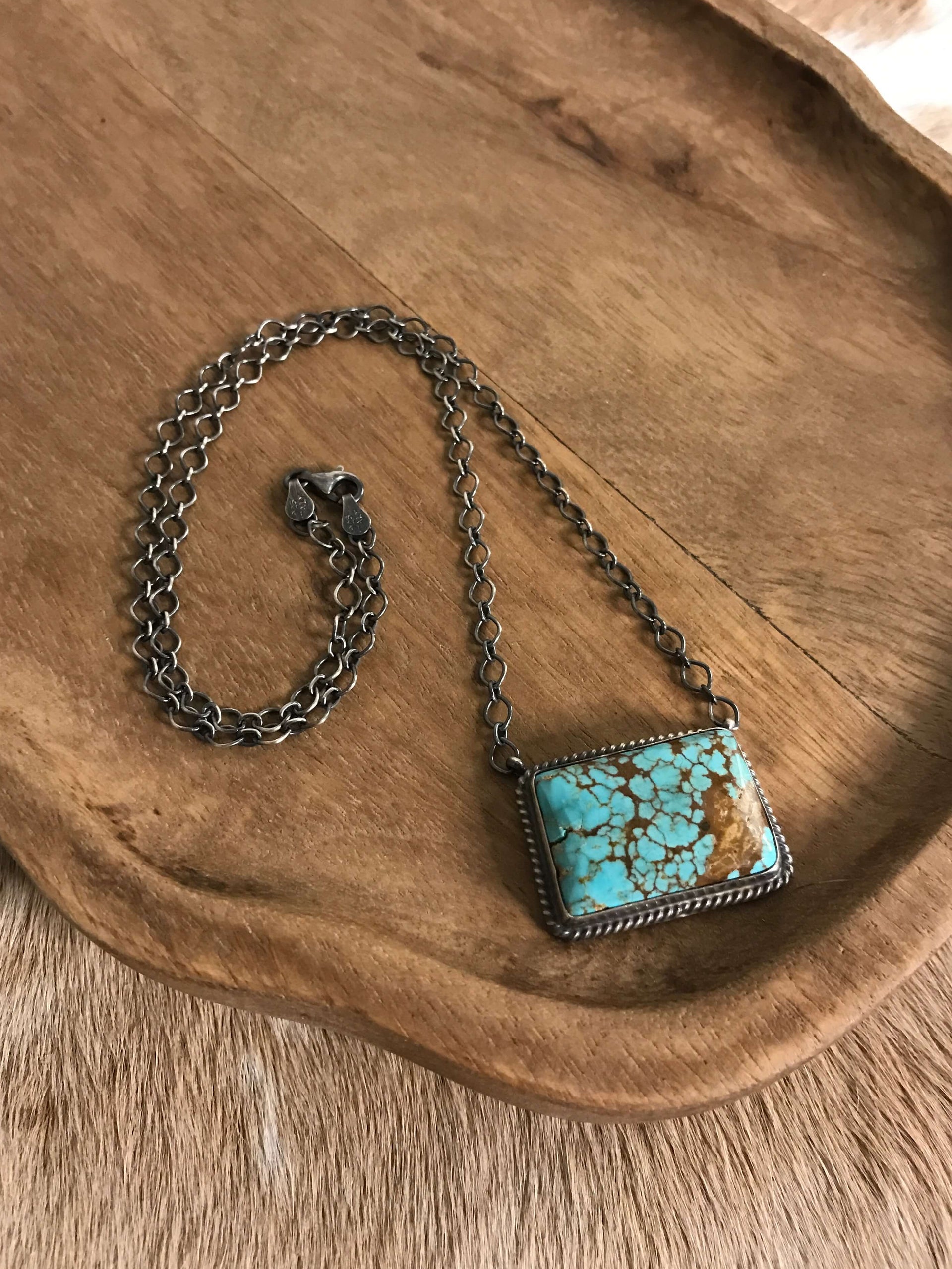 The Ultimate Guide to Turquoise from Number 8 Mine – Calli Co. Silver